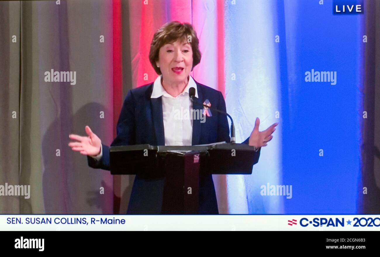 Sara gideon susan collins hi-res stock photography and images - Alamy