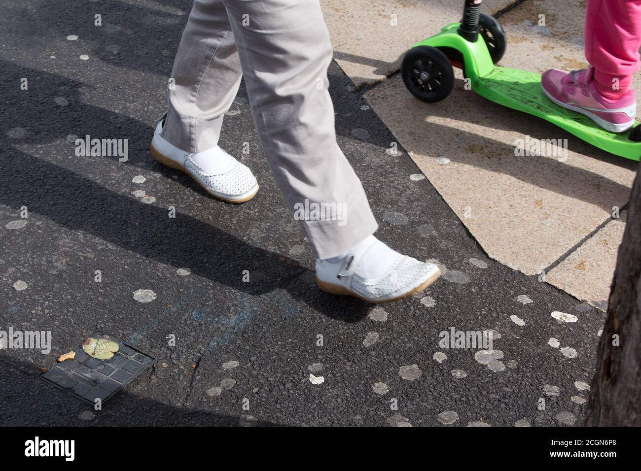 Chewing gum pavement hi-res stock photography and images - Alamy