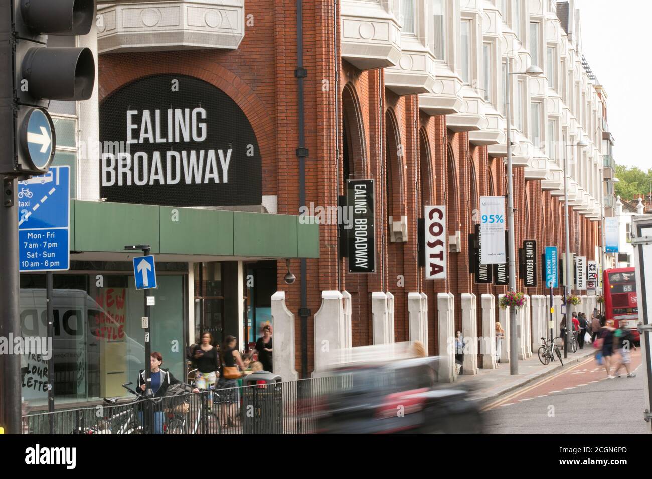 Ealing Broadway Shopping Centre Stock Photo - Alamy
