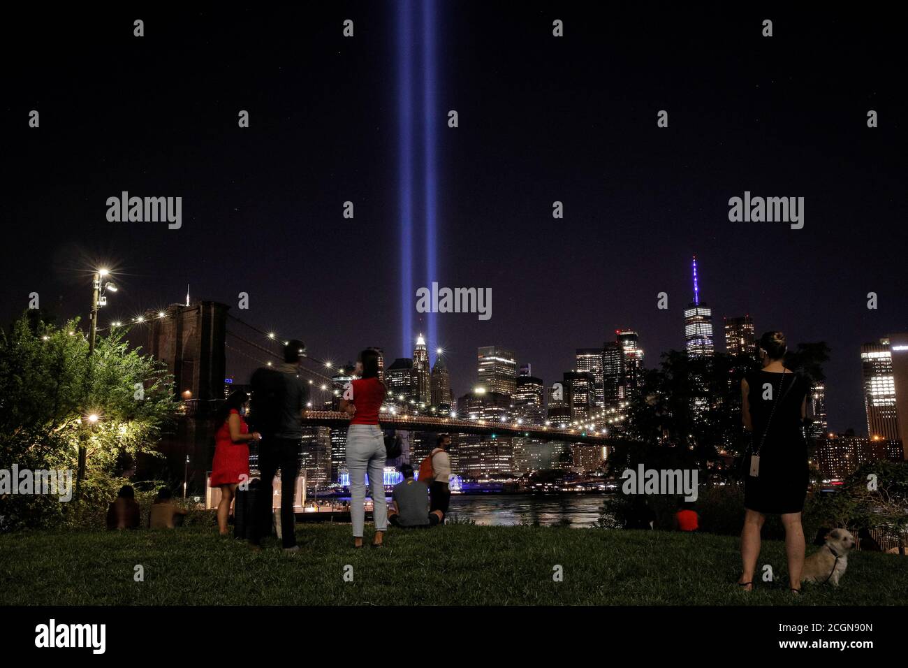 Brooklyn bridge accident hi-res stock photography and images - Alamy