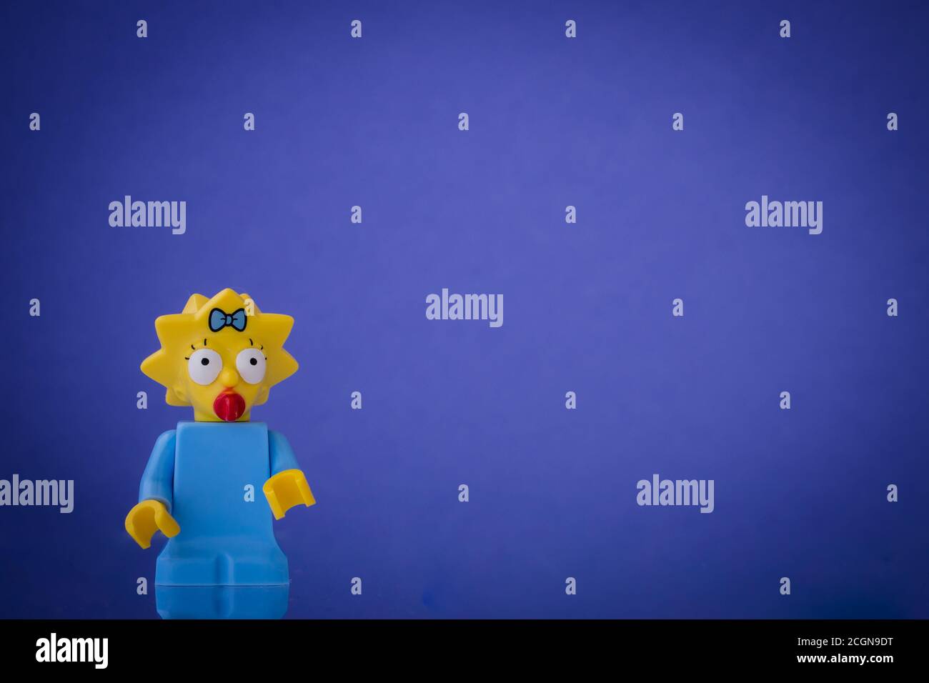 The simpsons family portrait hi-res stock photography and images - Alamy