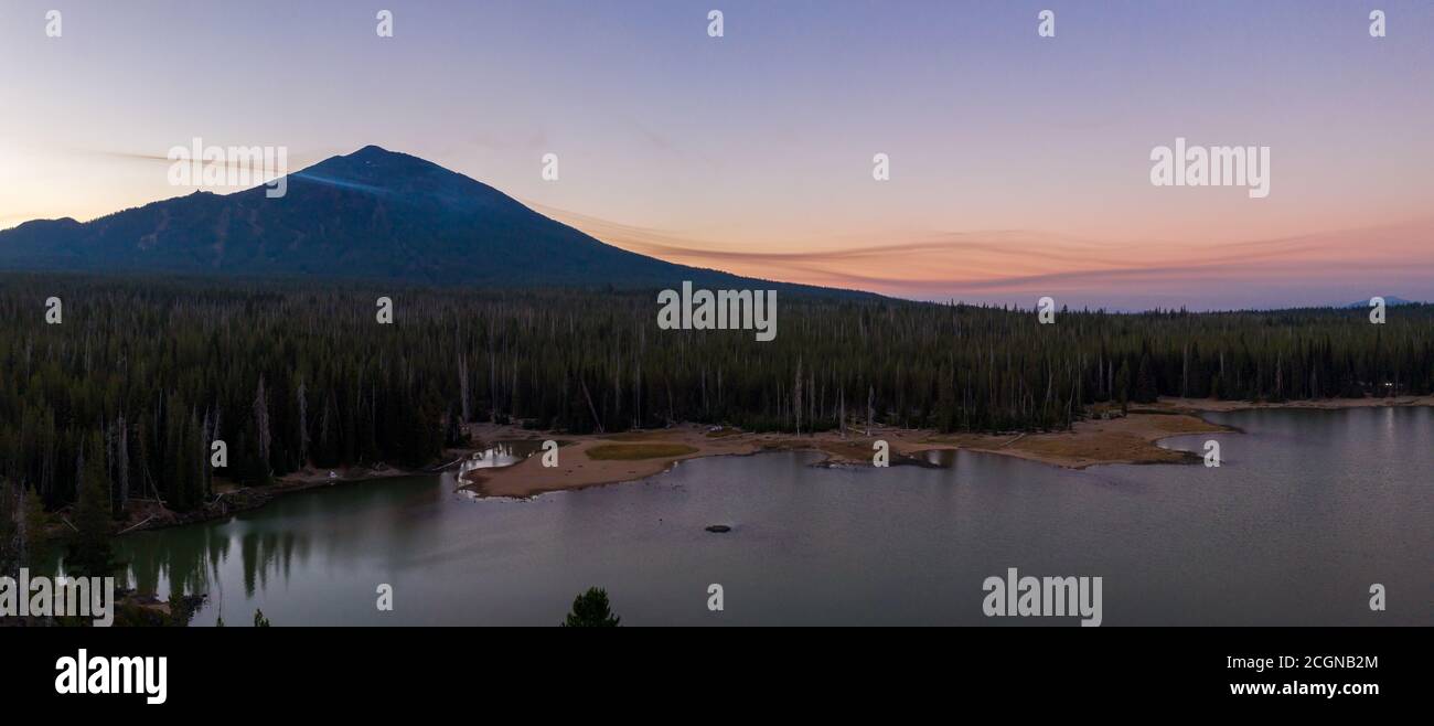 Smoke from distant wildfires 2020 surround Mt. Bachelor in Oregon Stock ...