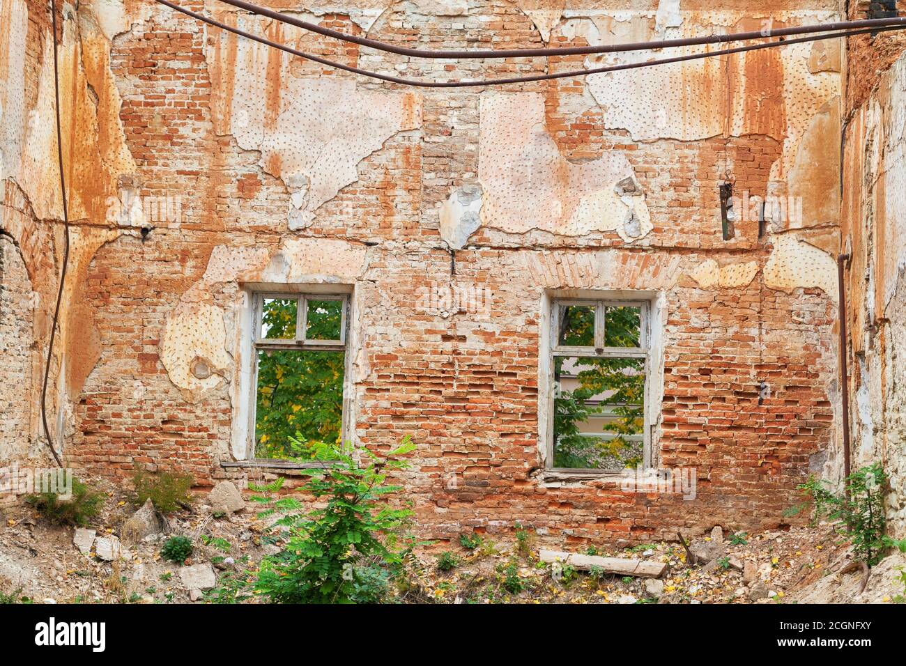 Empty land, destroyed hi-res stock photography and images - Alamy