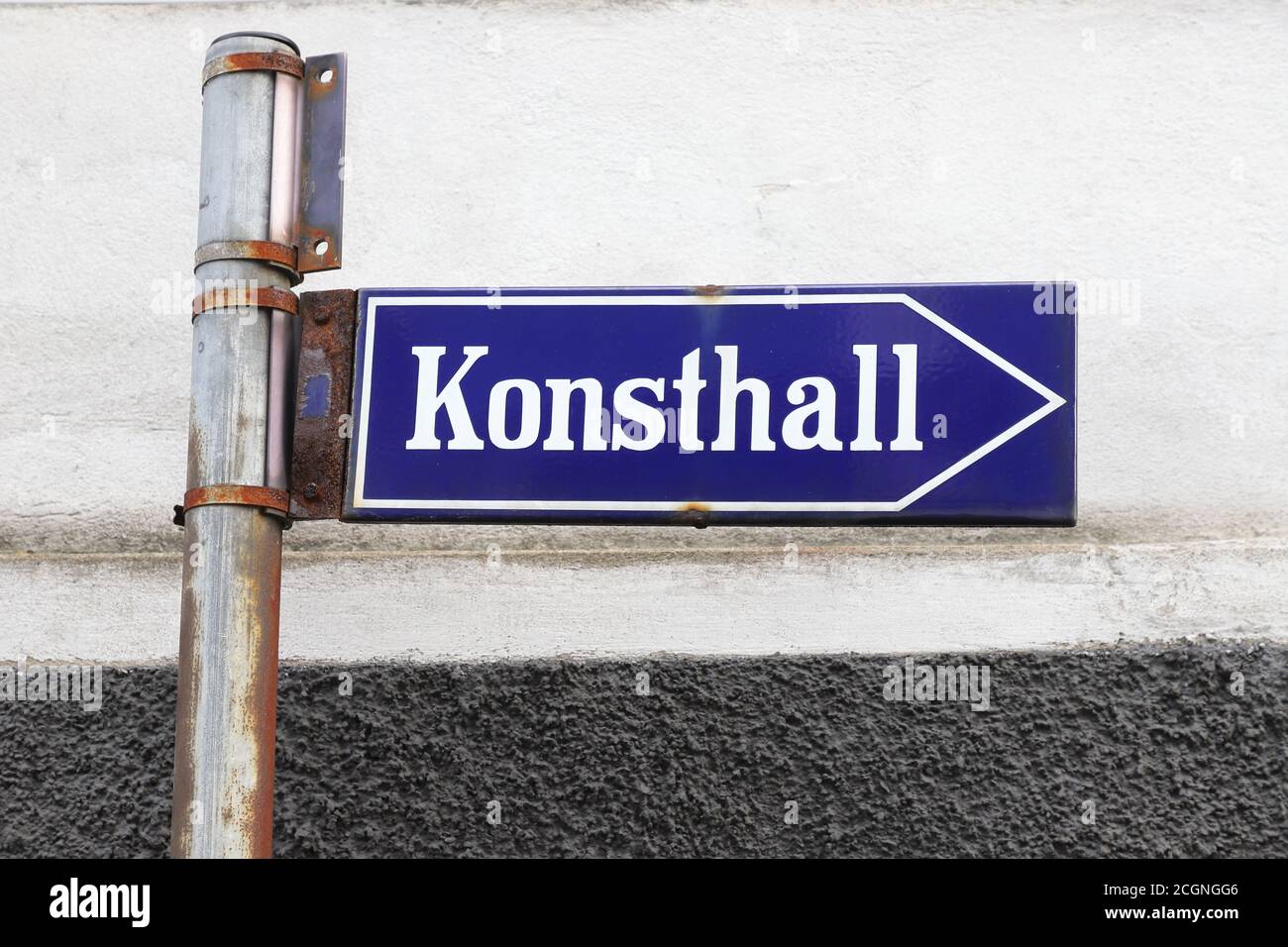 Swedish signpost with direction to a art gallery Stock Photo - Alamy