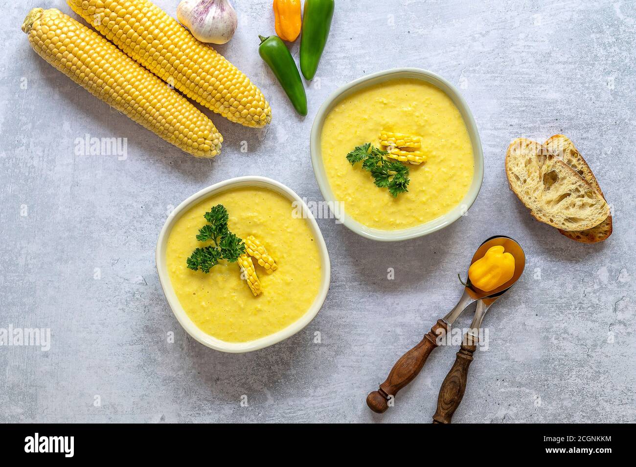 Two soup plates hi-res stock photography and images - Alamy