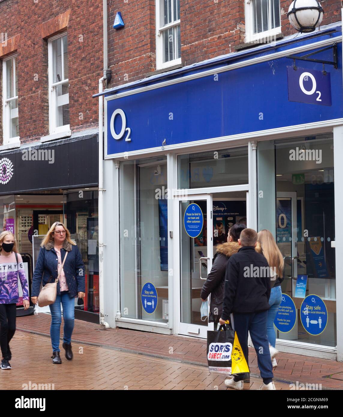 O2 concept store hi-res stock photography and images - Alamy