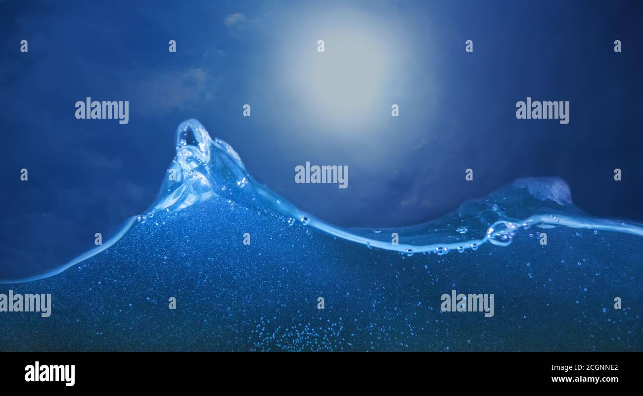 Moonlight sea waves in night hi-res stock photography and images - Alamy