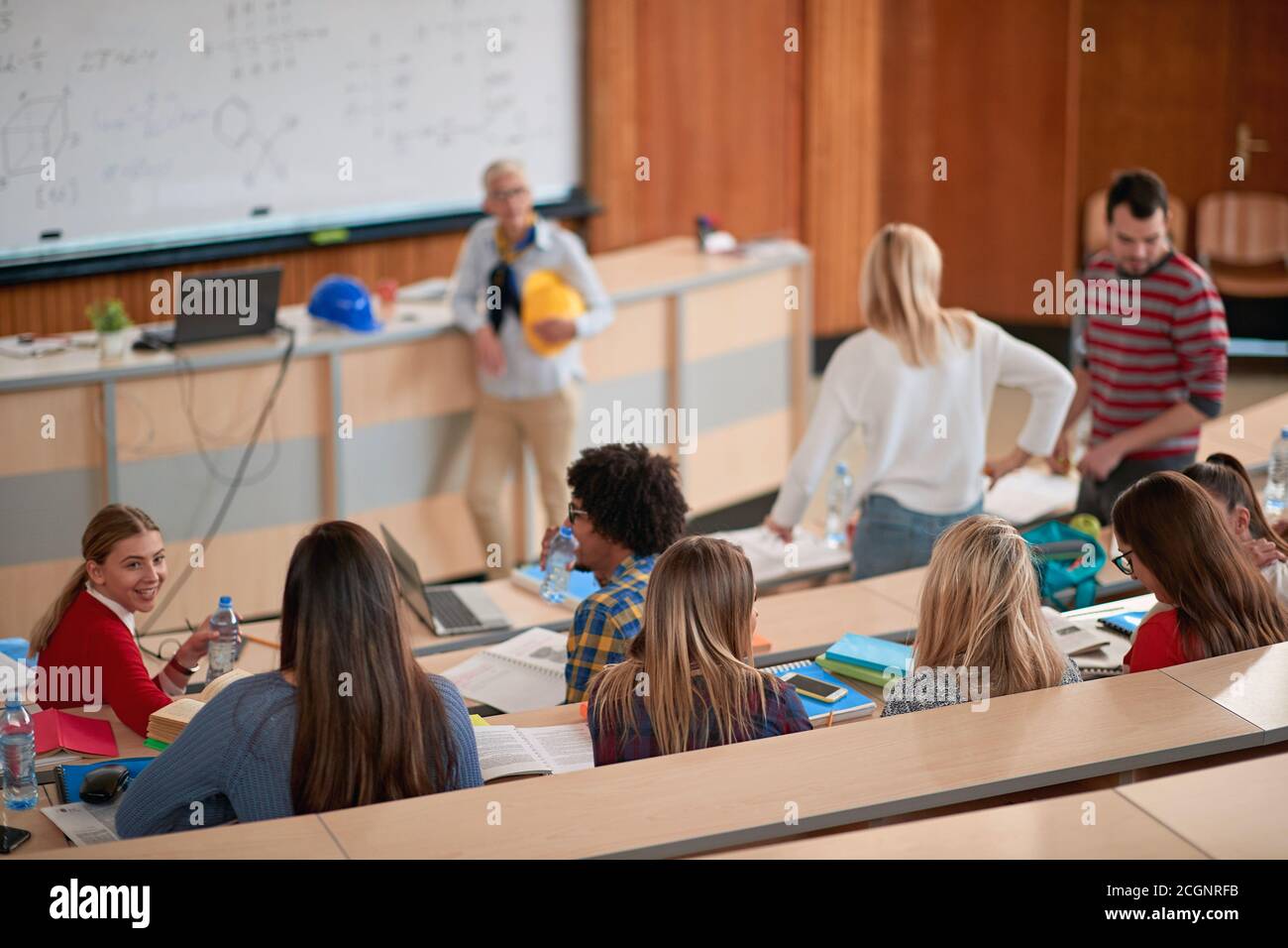 Classroom amphitheatre hi-res stock photography and images - Alamy