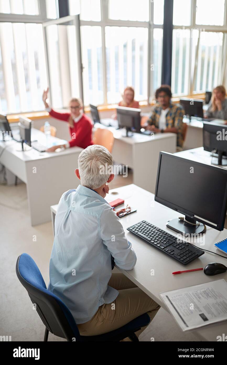 Hand lecture hi-res stock photography and images - Alamy