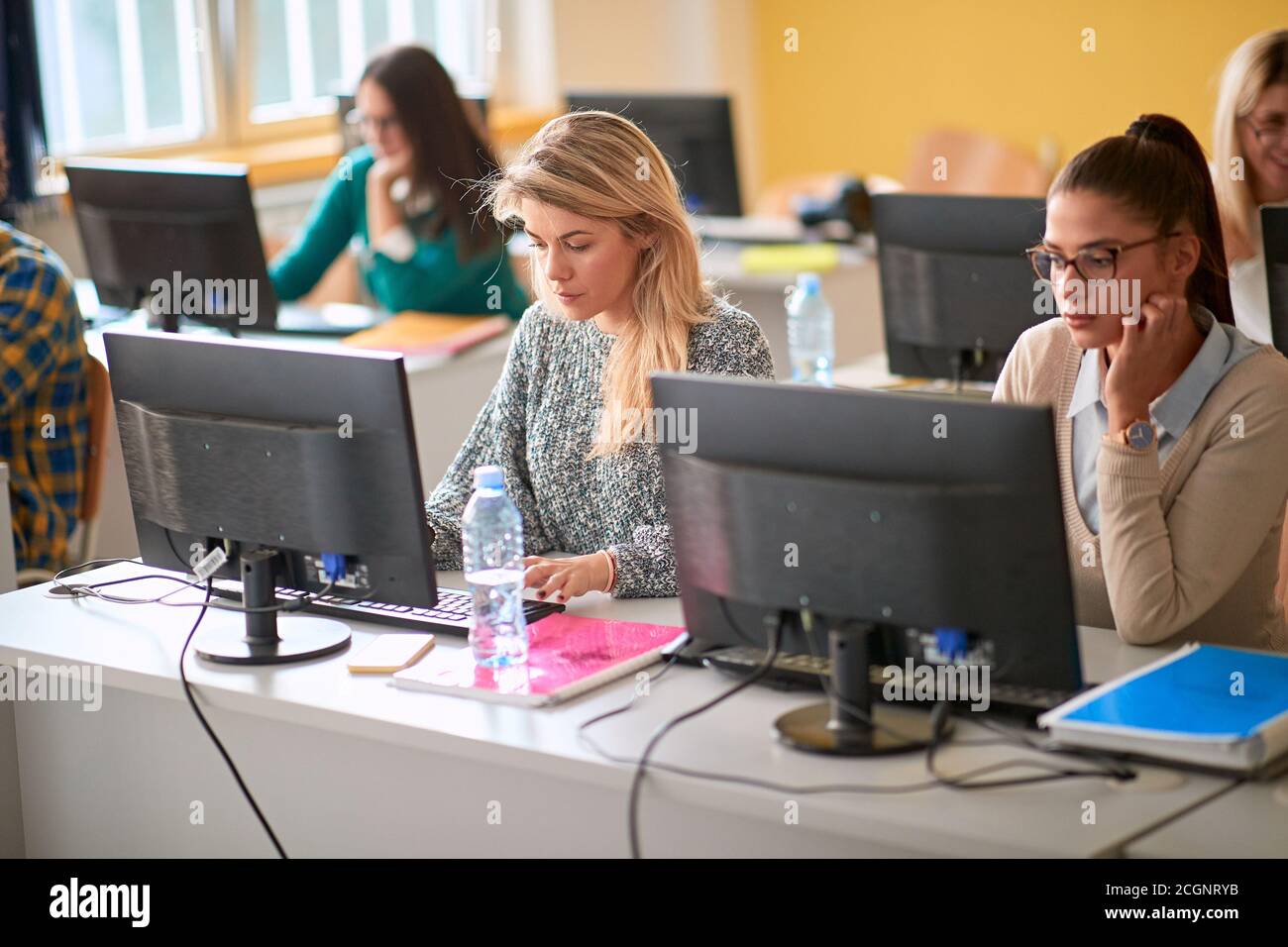 Smart board teacher students hi-res stock photography and images - Alamy