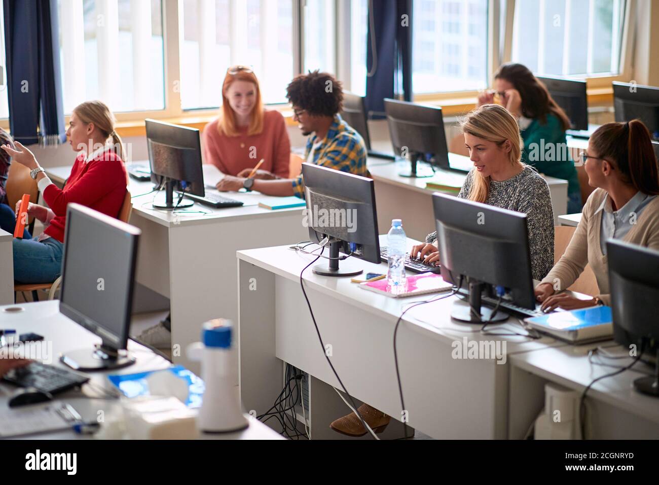 University classroom board hi-res stock photography and images - Alamy