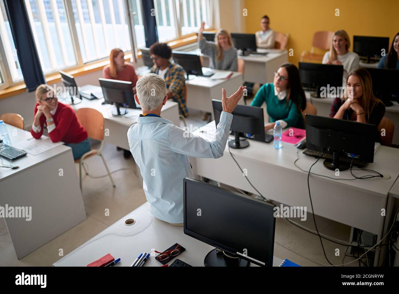 Professor students classroom computer hi-res stock photography and ...