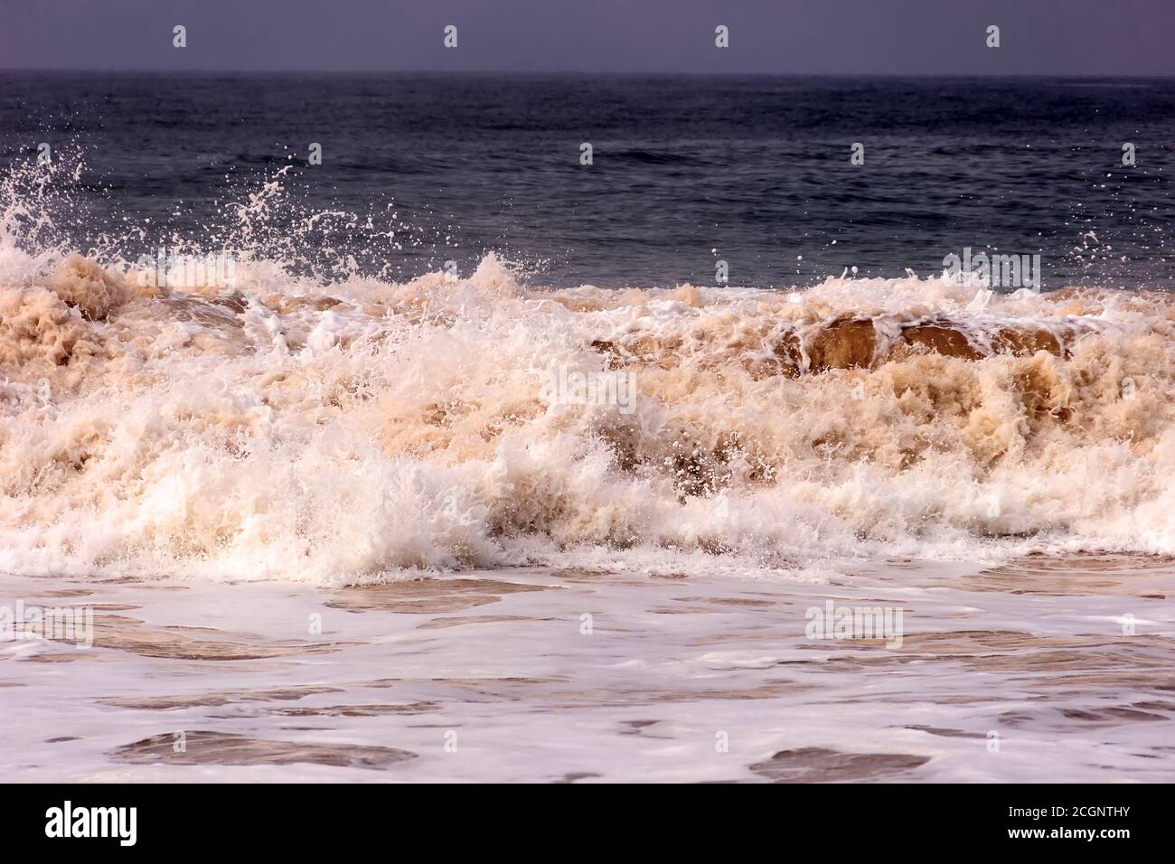 Waves of Indian ocean on island in open sea. Big waves hit shore Stock ...
