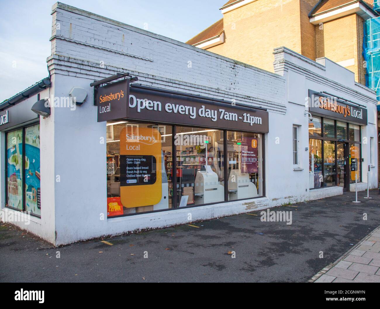 Sainsburys local store hi-res stock photography and images - Alamy