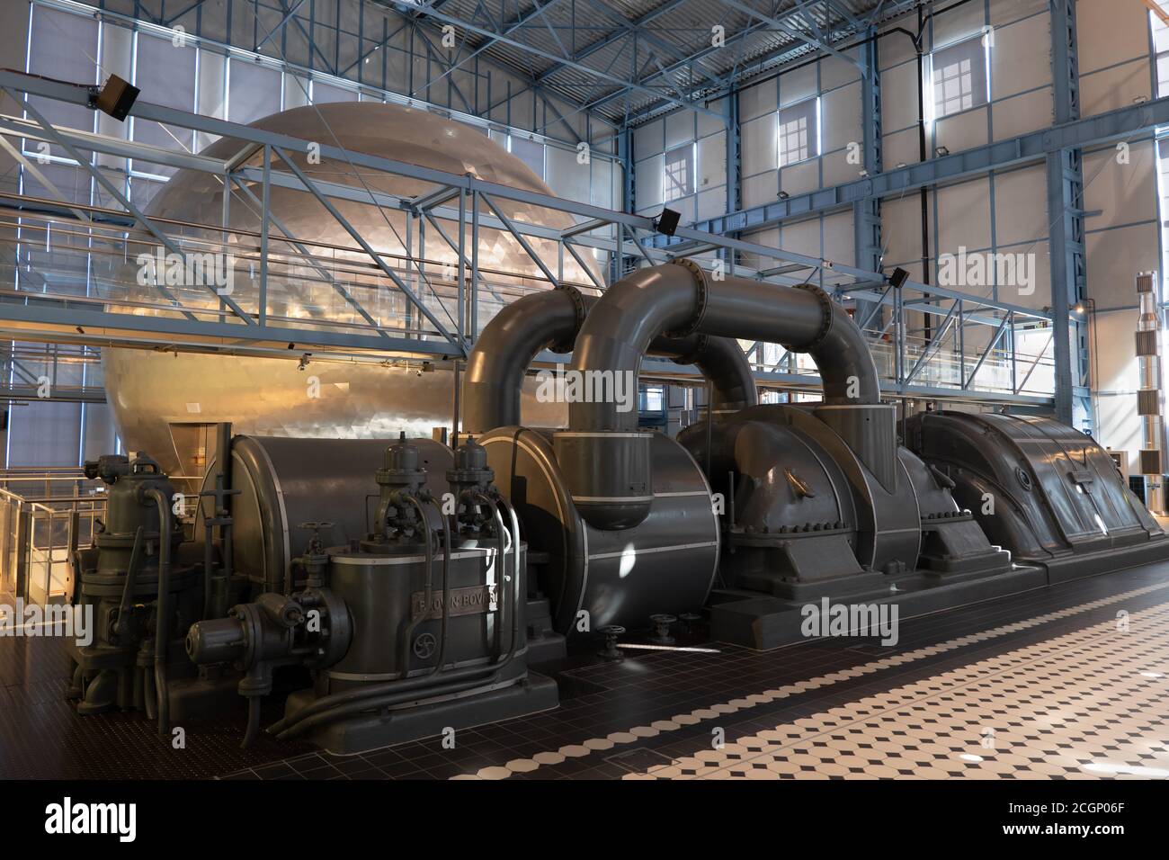 Steam valves hi-res stock photography and images - Alamy