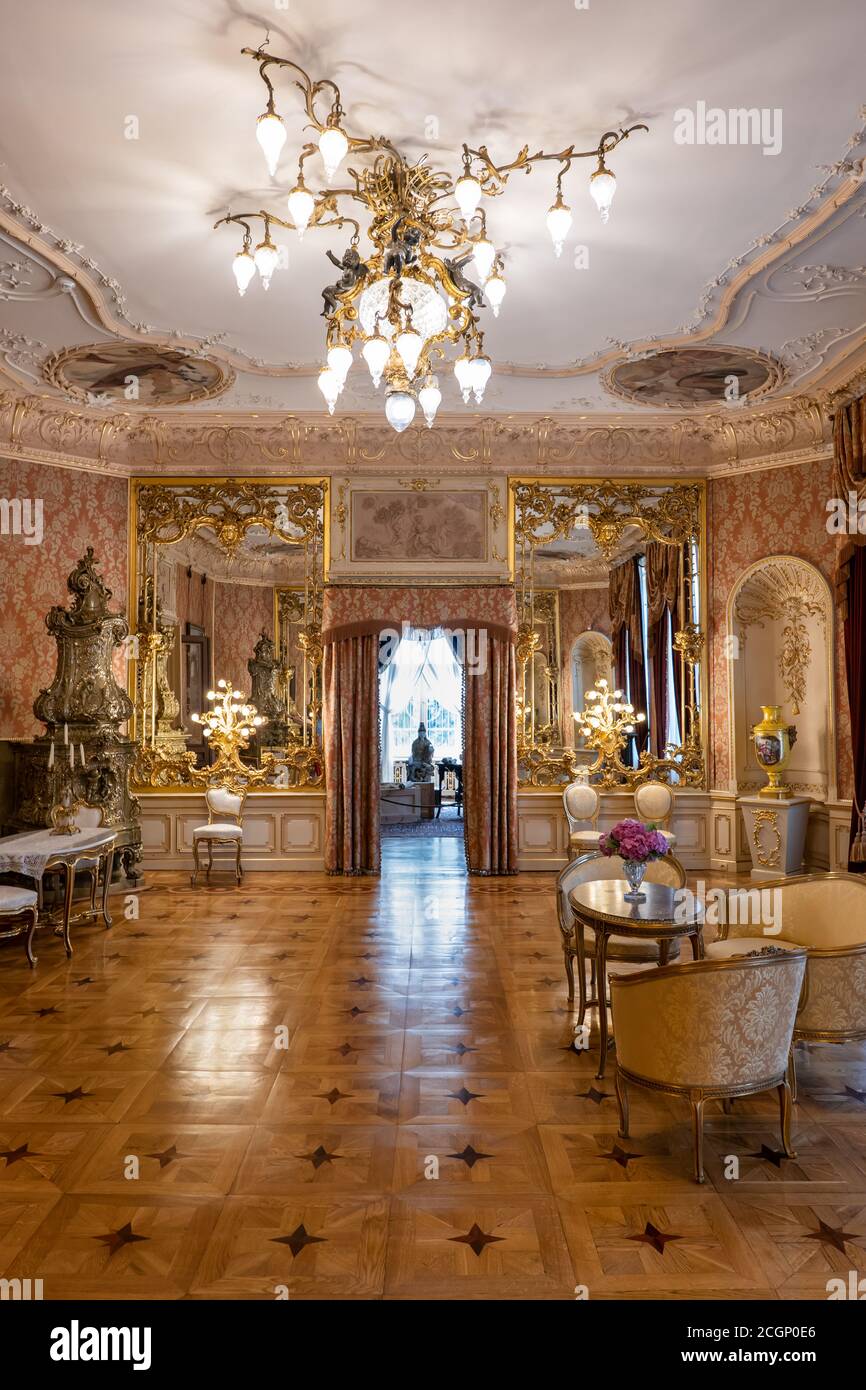 Neo rococo architecture hi-res stock photography and images - Alamy