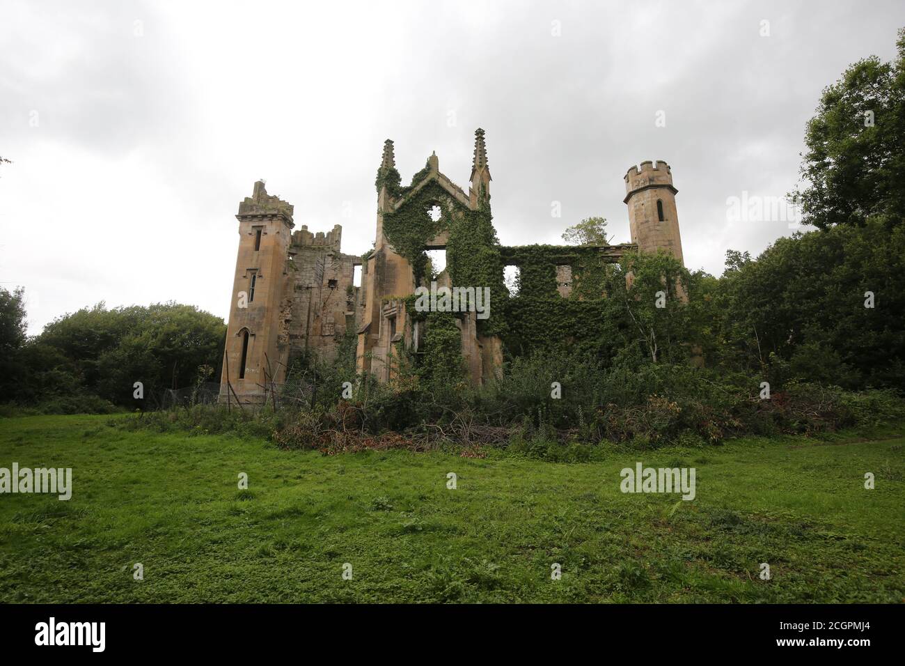 Ruin of cambusnethan priory hi-res stock photography and images - Alamy
