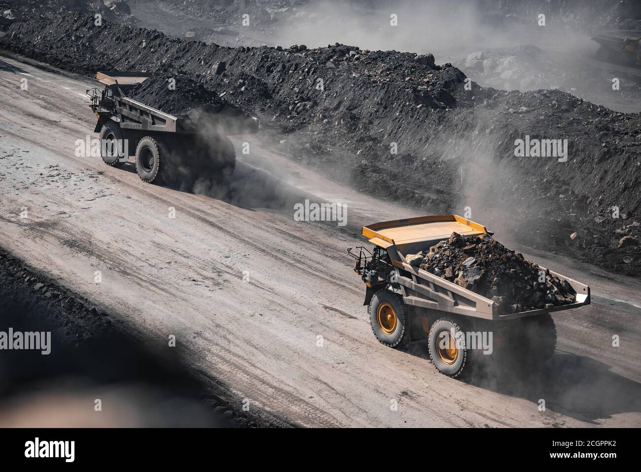 Dusty mining operations hi-res stock photography and images - Alamy