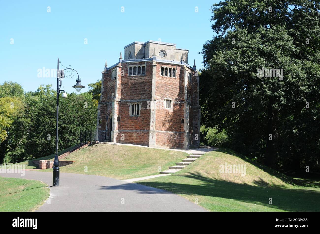 Tiny chapel hi-res stock photography and images - Alamy