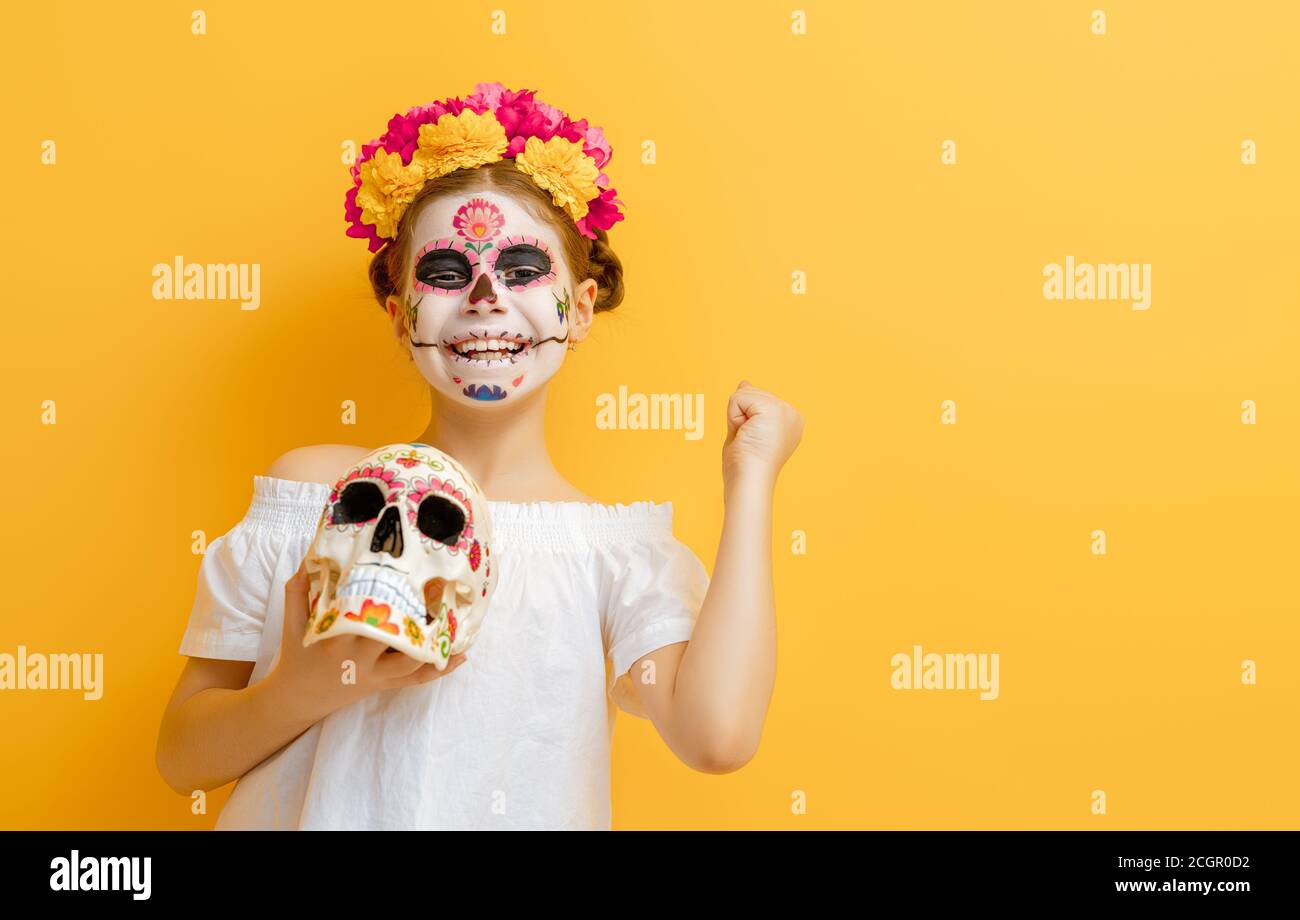 Woman Dead Child Painting High Resolution Stock Photography and Images ...