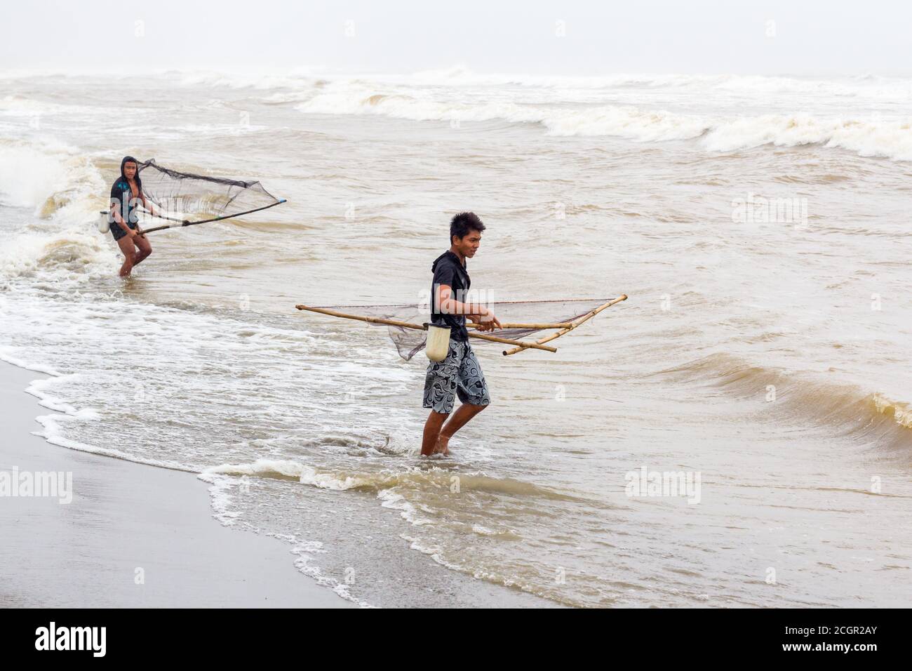 Beach side fishing in Claveria, Cagayan Stock Photo - Alamy