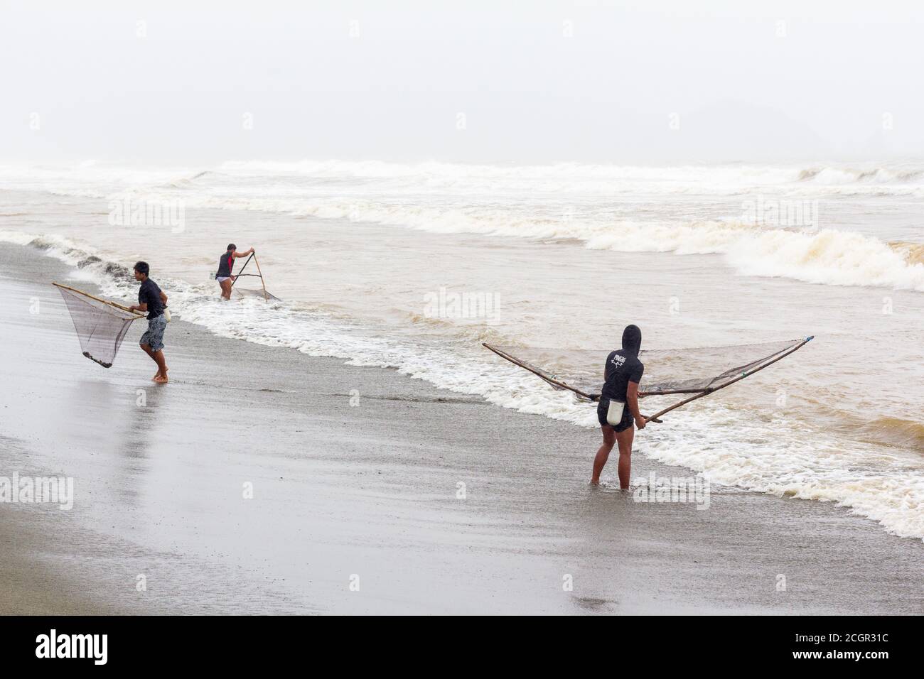 Beach side fishing in Claveria, Cagayan Stock Photo - Alamy