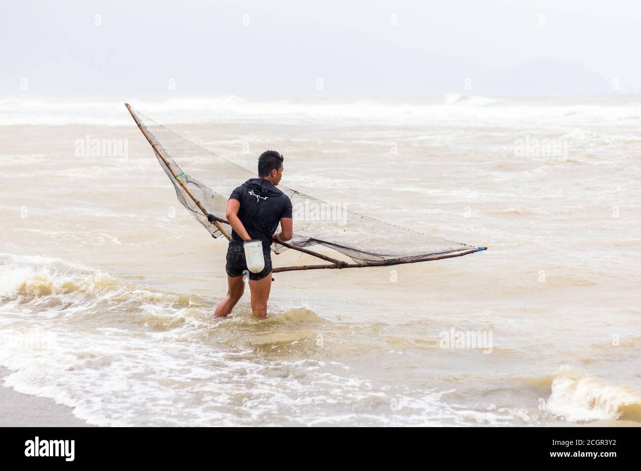 Beach side fishing in Claveria, Cagayan Stock Photo - Alamy