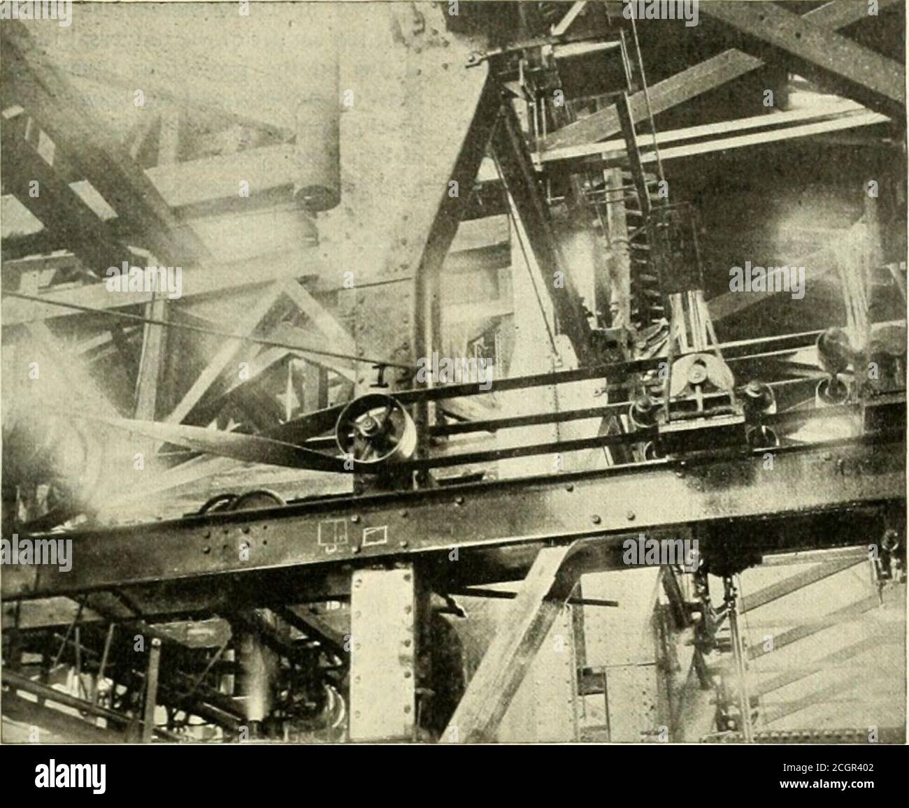 Two crossed beams hi-res stock photography and images - Alamy
