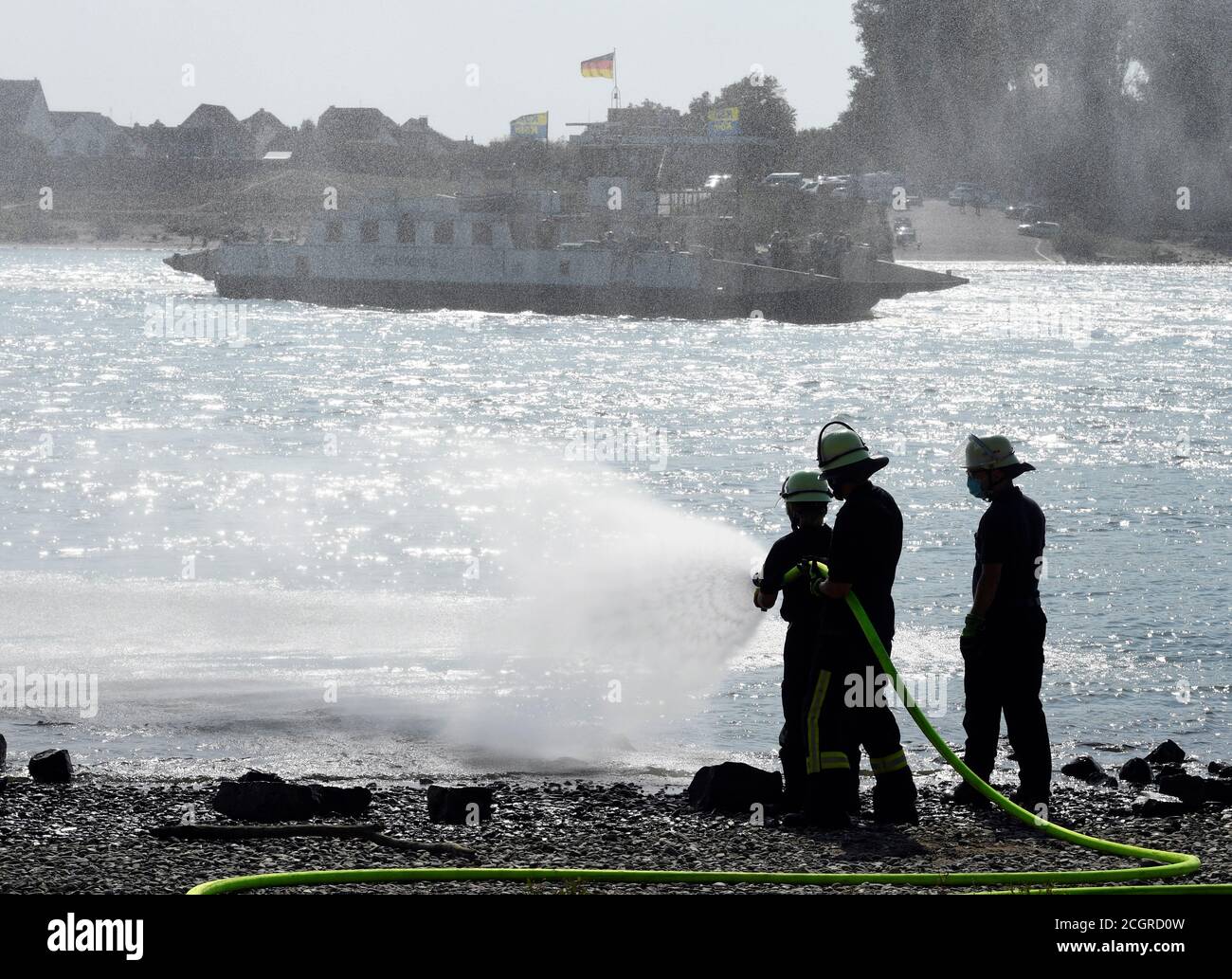 Fire hose handling hi-res stock photography and images - Alamy