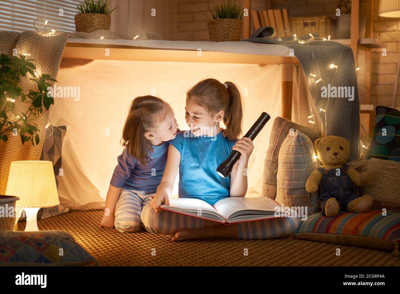 Flashlights inside hi-res stock photography and images - Alamy