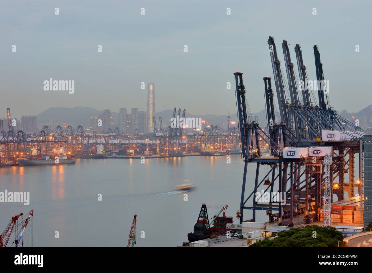 Cranes at Container Terminal 9, Tsing Yi, Hong Kong Stock Photo - Alamy