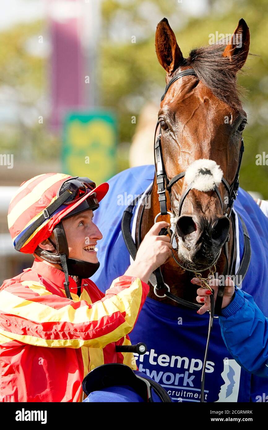 Tom marquand smile hi-res stock photography and images - Alamy