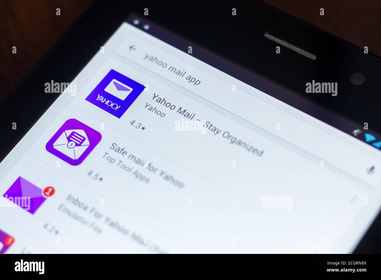 Yahoo mail icon hi-res stock photography and images - Alamy