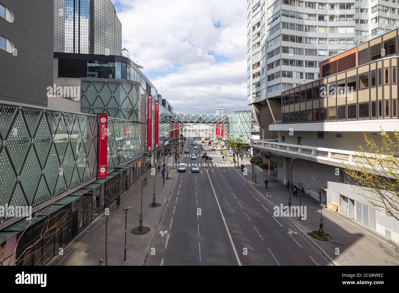 front de seine Paris. High-rise buildings along the river Seine in ...