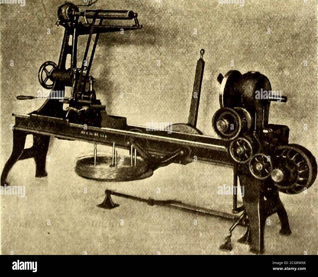 Valve seat machine hi-res stock photography and images - Alamy