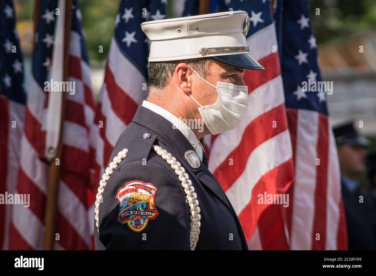 American police officers salute hi-res stock photography and images - Alamy