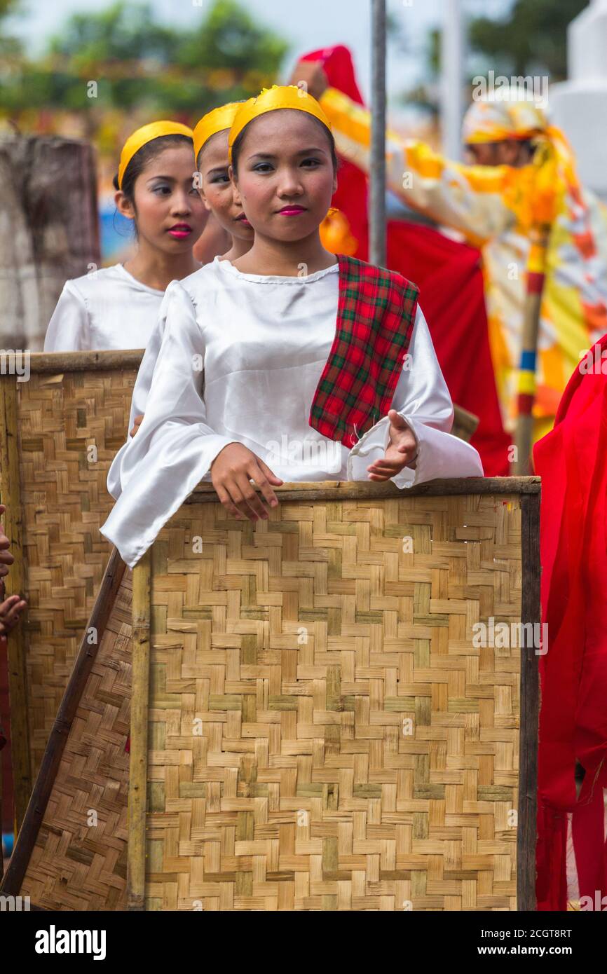 Festival dancers in Roxas City Stock Photo - Alamy