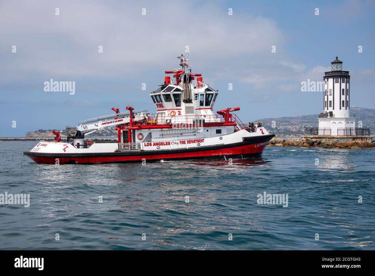 Angels Gate Lighthouse Entrance to Port of Los Angeles, San Pedro ...