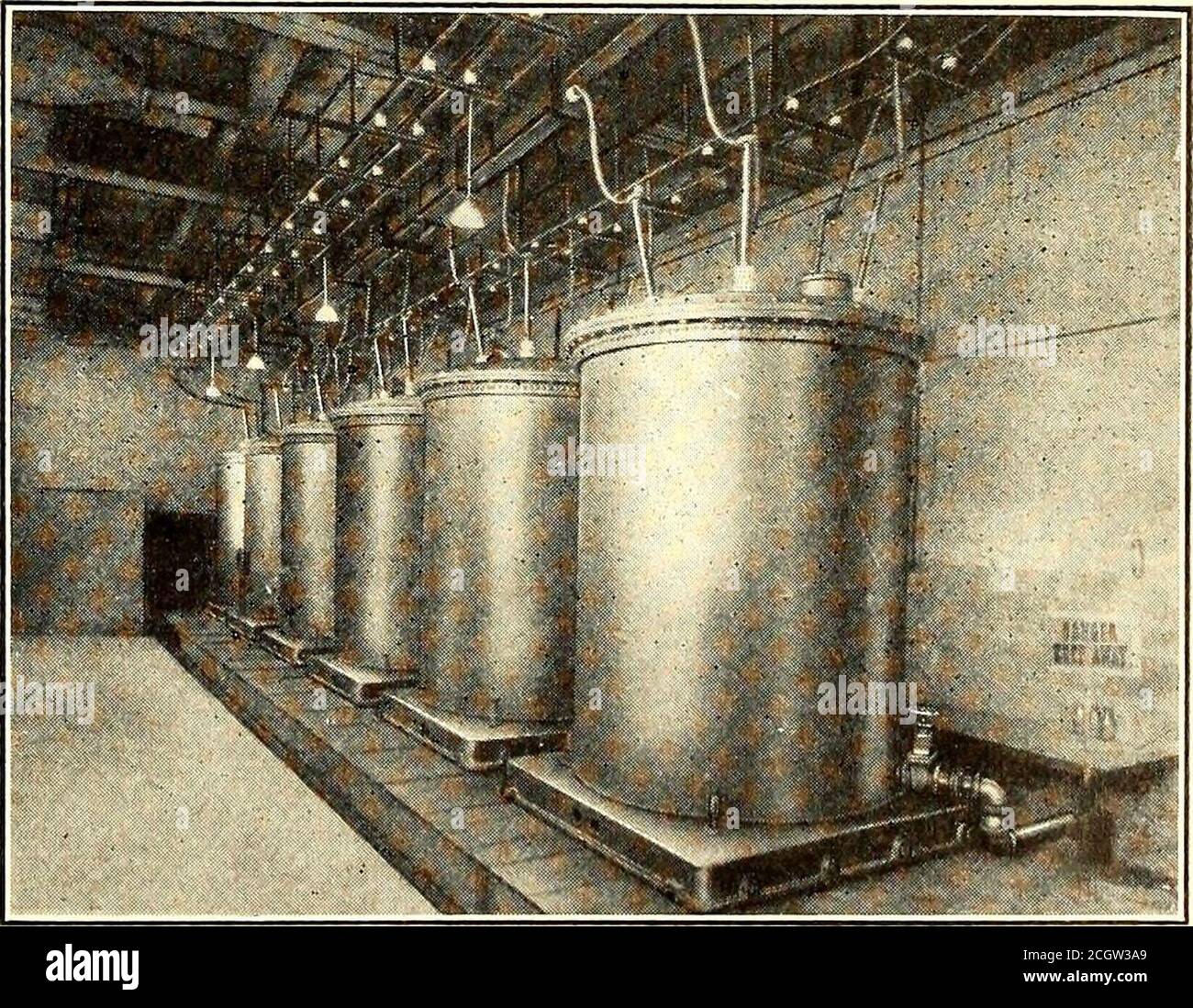 O insulators hi-res stock photography and images - Alamy