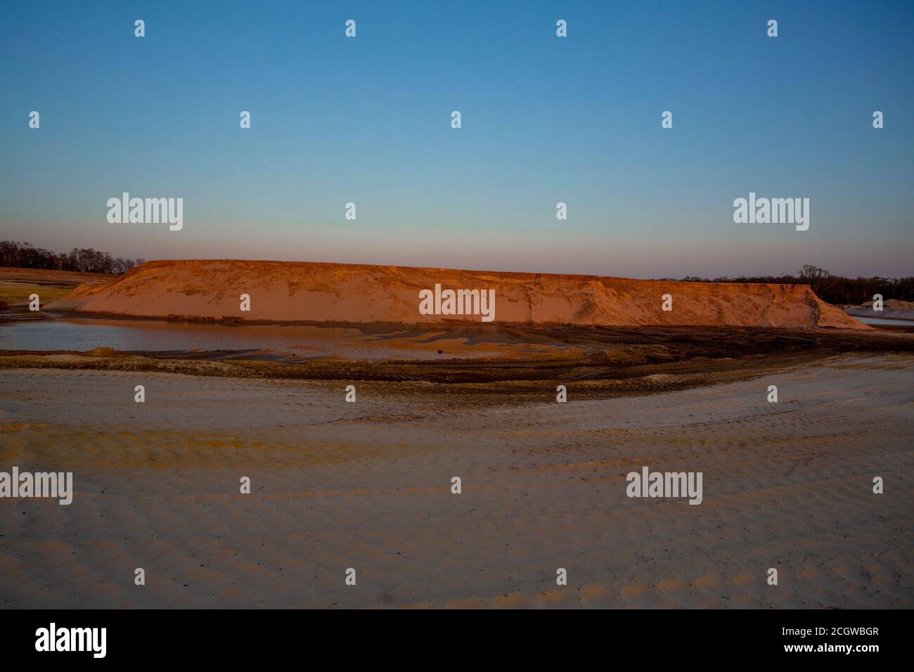 Long sandbank hi-res stock photography and images - Alamy