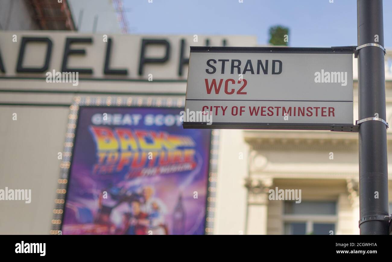 The Strand street sign. London Stock Photo - Alamy