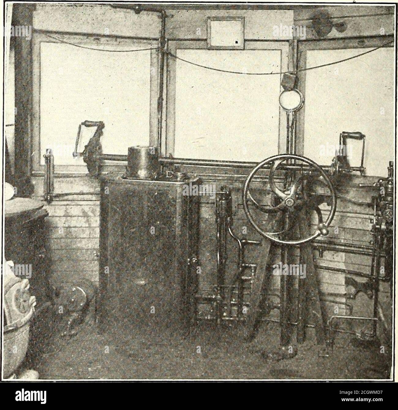 Casing cab hi-res stock photography and images - Alamy