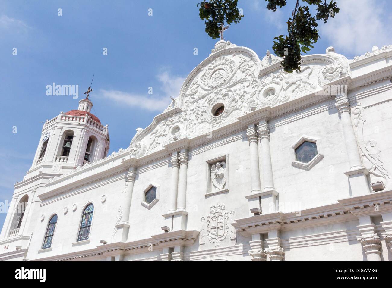 Facade of the Cebu Metropolitan Cathedral Stock Photo - Alamy