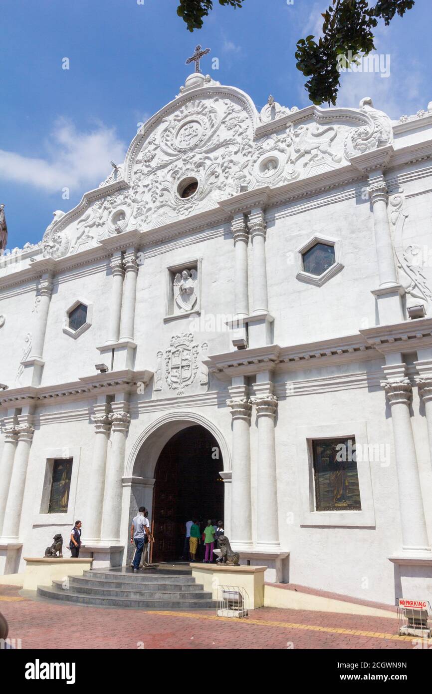 Facade of the Cebu Metropolitan Cathedral Stock Photo - Alamy