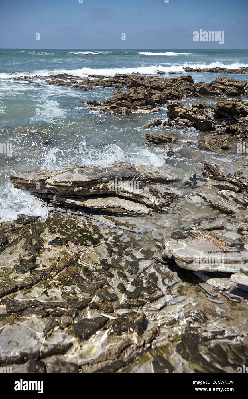 Sharp rocks hi-res stock photography and images - Alamy