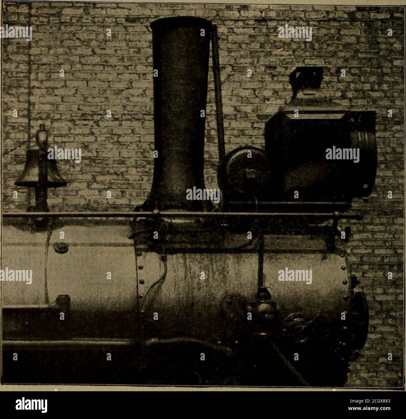 . Locomotive text for engineers and firemen; a complete treatise on the ...