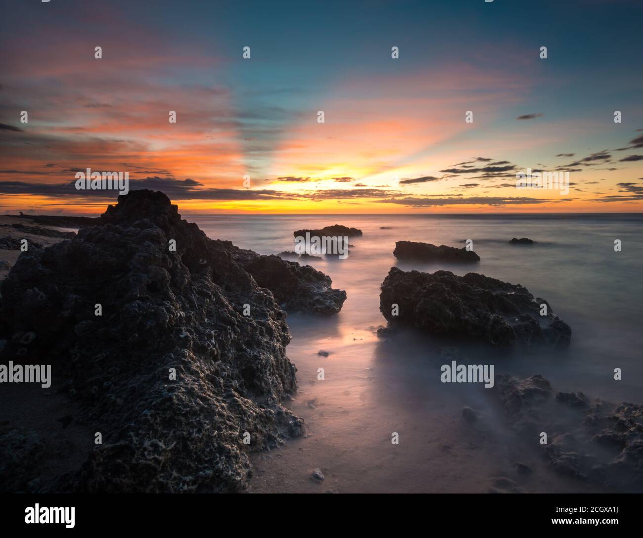 Twilight at the Beach, Apatot, San Esteban, Ilocos Sur, Philippines ...