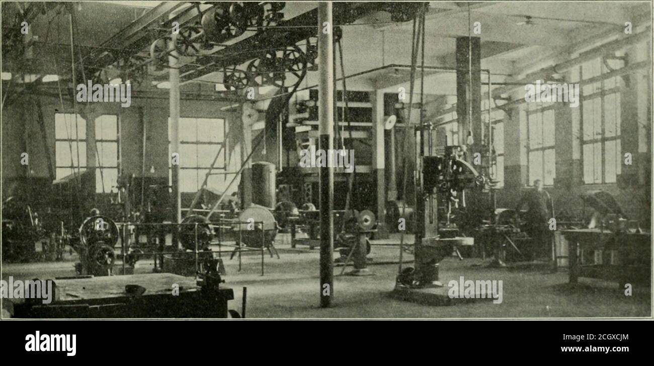 Entering a manhole hi-res stock photography and images - Alamy