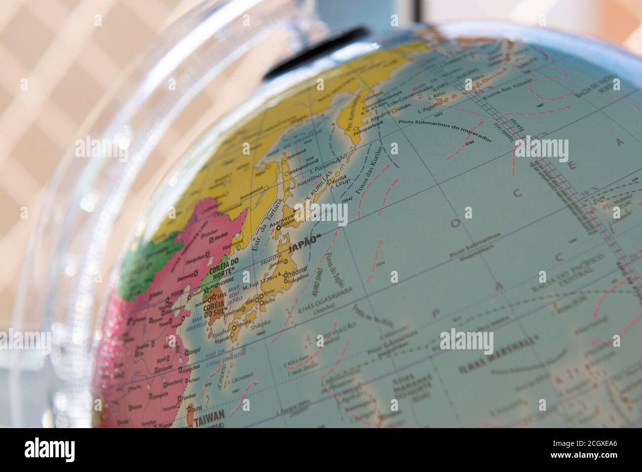 Pacific ocean location on the world map hi-res stock photography and ...