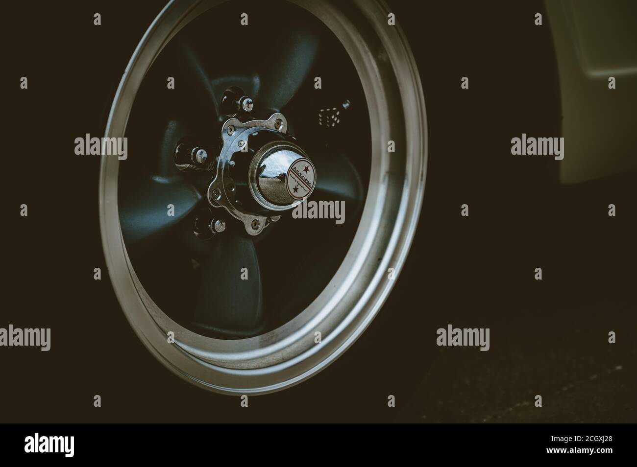 tire side view Stock Photo - Alamy